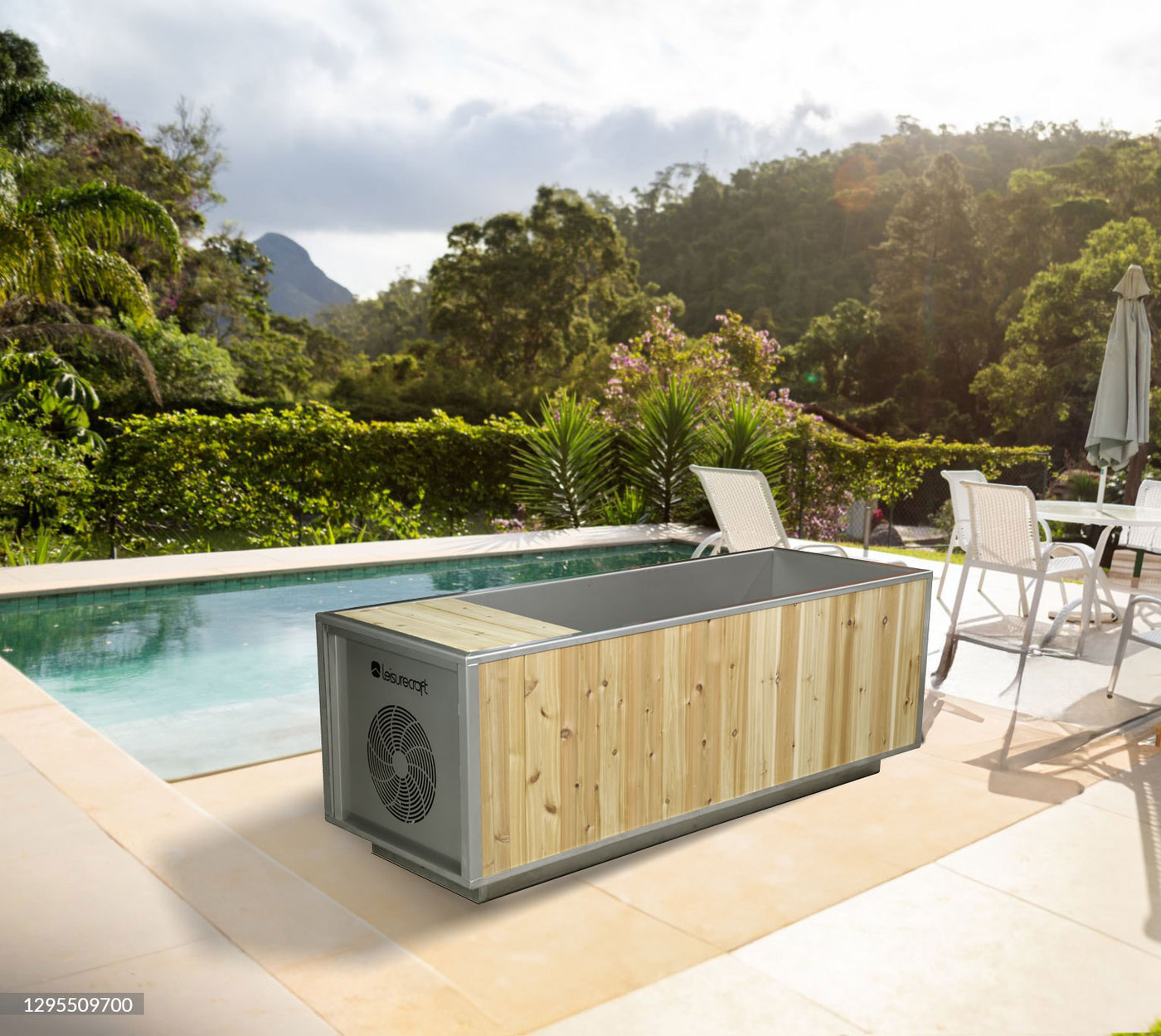 #372FP The Flow Cold Plunge - Knotty Red Cedar – Maxwell Garden Centre